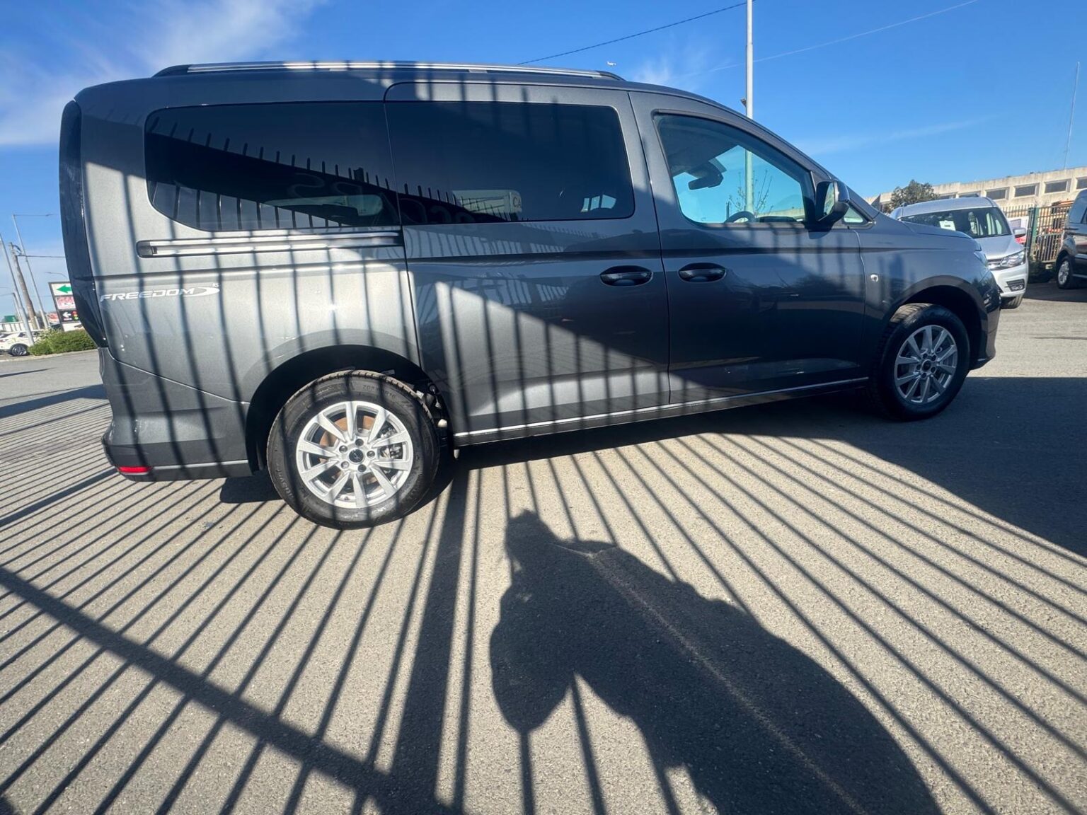 2025 Ford Grand Tourneo Connect Freedom pre registered 7 seats ...